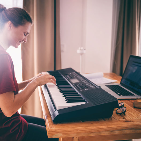 Online Piano Lessons - Colby Music Pro